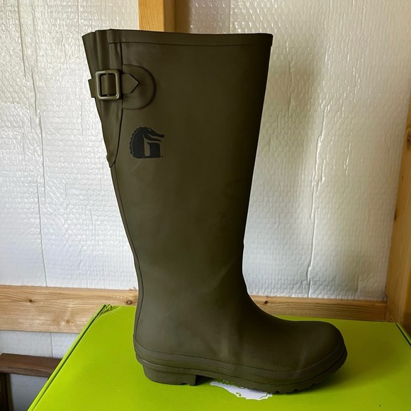 gator waders | Shoes | New Womens Gator Waders Rain Boots In Olive ...